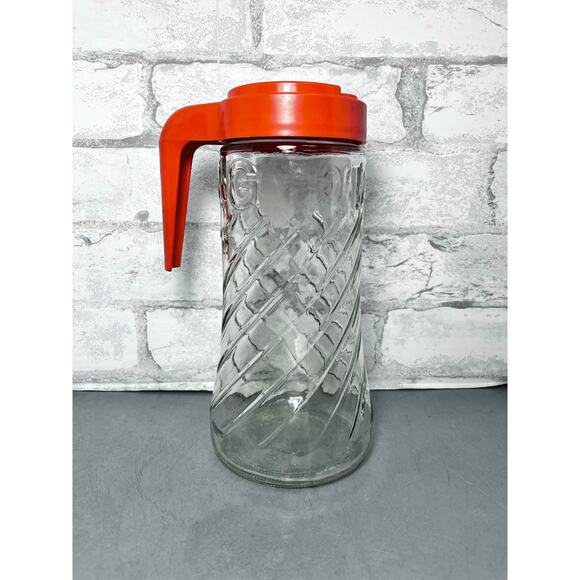Tang | Dining | Vintage Tang Swirled Glass Pitcher | Poshmark